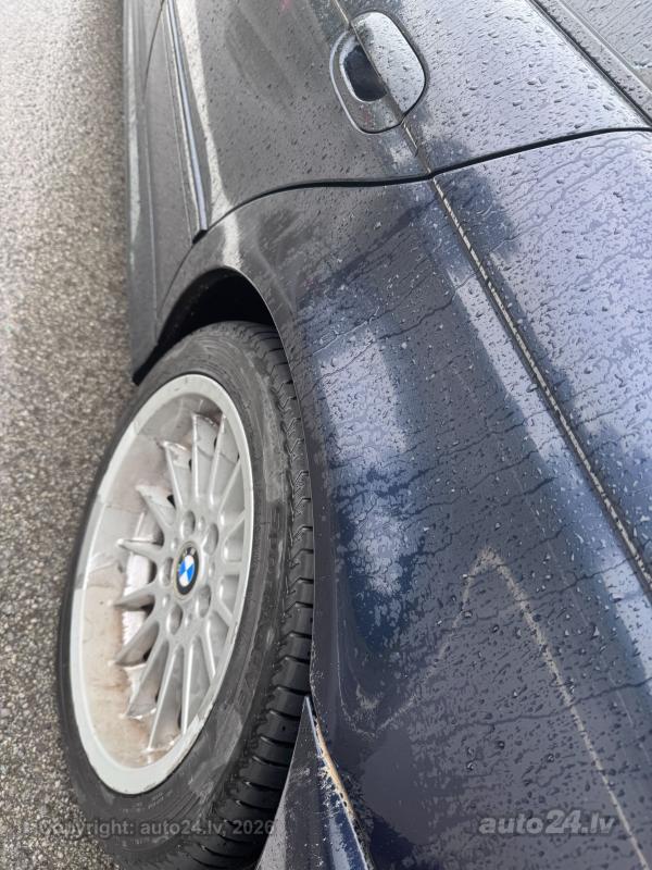 Blue BMW 5 Series 2001 in Tallinn, with an engine capacity of 4.40 L and mileage of 390 thousand km for 4999 €, photo 8 on AUTOMOTO.COM.LV