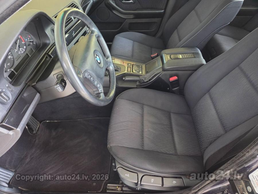 Zils BMW 5 Series 2002 Elva, ar dzinēja tilpumu 2.90 L un nobraukumu 460 tūkst. km par 4000 €, foto 10 vietnē AUTOMOTO.COM.LV