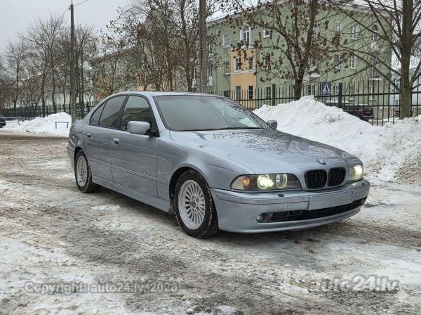 Zils BMW 5 Series 2002 Tallina, ar dzinēja tilpumu 0.00 L un nobraukumu 420 tūkst. km par 2300 €, foto 1 vietnē AUTOMOTO.COM.LV