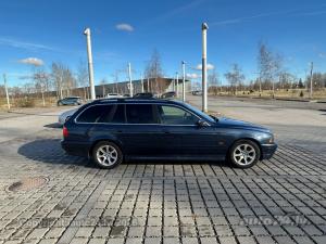 Zils BMW 5 Series 2002 Tallina, ar dzinēja tilpumu 2.50 L un nobraukumu 370 tūkst. km par 1500 €, foto 6 vietnē AUTOMOTO.COM.LV