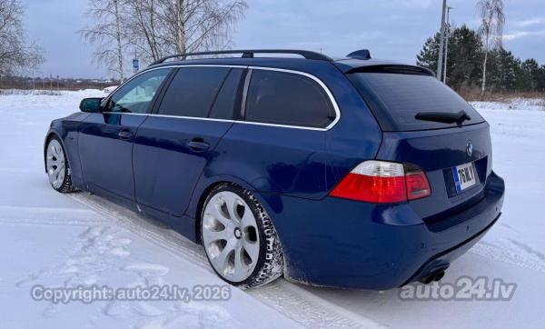 Zils BMW 5 Series 2004 Tallina, ar dzinēja tilpumu 2.50 L un nobraukumu 325 tūkst. km par 4500 €, foto 2 vietnē AUTOMOTO.COM.LV