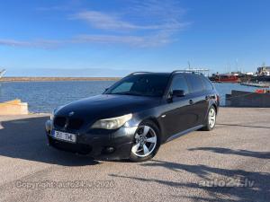 Zils BMW 5 Series 2004 Tallina, ar dzinēja tilpumu 3.00 L un nobraukumu 387 tūkst. km par 4400 €, foto  vietnē AUTOMOTO.COM.LV