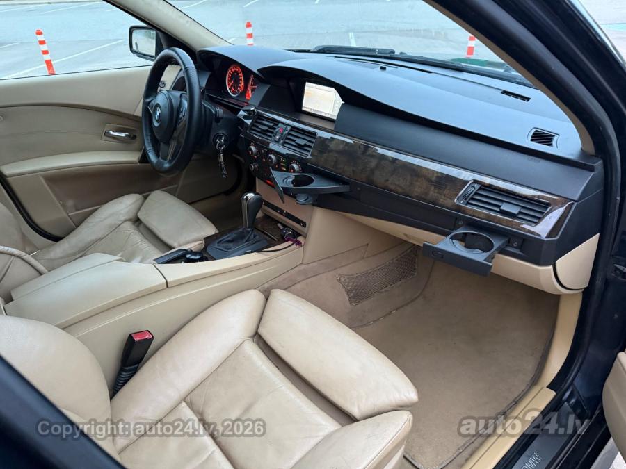 Синий БМВ 5 Серия 2004 в Тарту, объемом двигателя 3.00 л и пробегом 448 тыс. км за 4200 €, фото 18 на AUTOMOTO.COM.LV