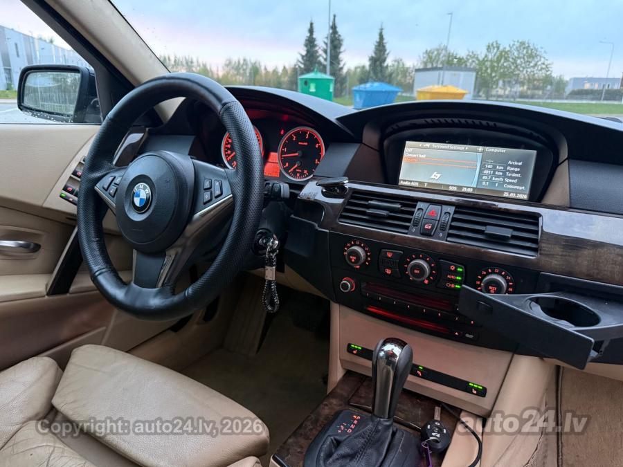 Синий БМВ 5 Серия 2004 в Тарту, объемом двигателя 3.00 л и пробегом 448 тыс. км за 4200 €, фото 20 на AUTOMOTO.COM.LV