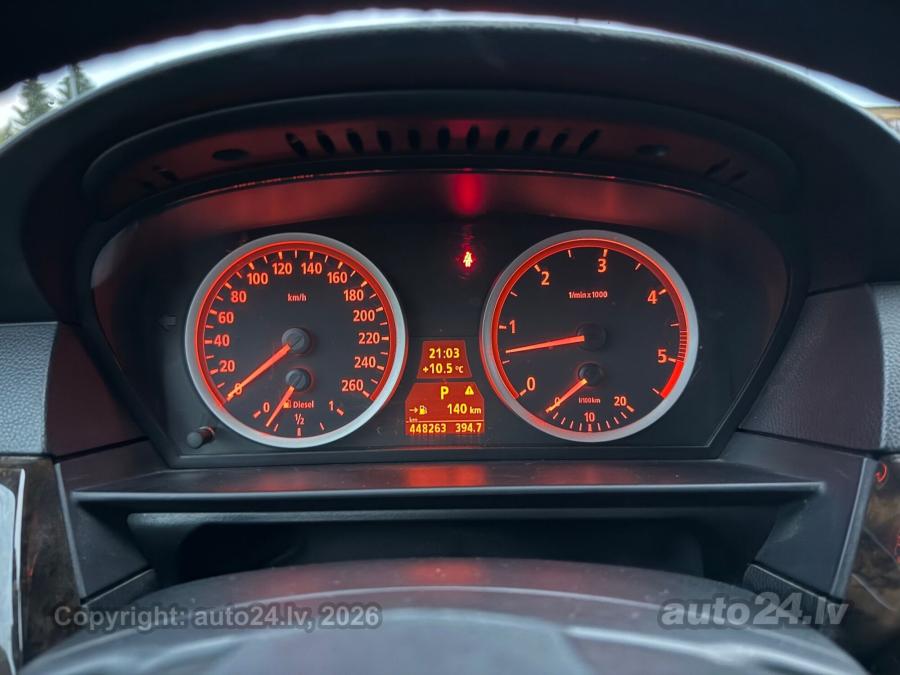 Синий БМВ 5 Серия 2004 в Тарту, объемом двигателя 3.00 л и пробегом 448 тыс. км за 4200 €, фото 21 на AUTOMOTO.COM.LV