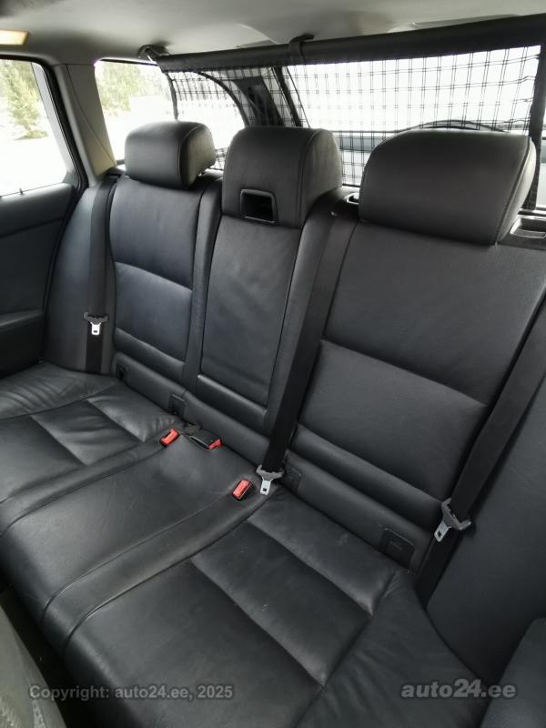 Zils BMW 5 Series 2005 Tallina, ar dzinēja tilpumu 2.50 L un nobraukumu 372 tūkst. km par 2990 €, foto 11 vietnē AUTOMOTO.COM.LV