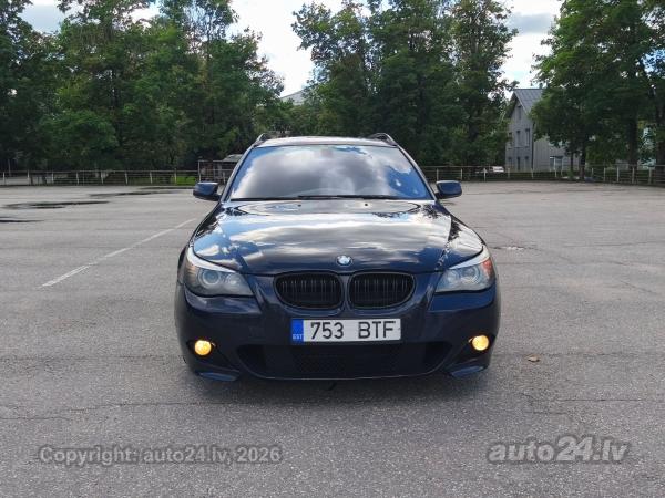 Zils BMW 5 Series 2005 Tartu, ar dzinēja tilpumu 3.00 L un nobraukumu 298 tūkst. km par 3500 €, foto 2 vietnē AUTOMOTO.COM.LV