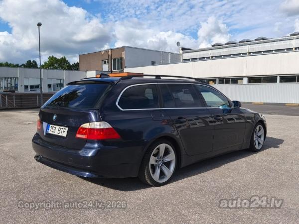 Zils BMW 5 Series 2005 Tartu, ar dzinēja tilpumu 3.00 L un nobraukumu 298 tūkst. km par 3500 €, foto 5 vietnē AUTOMOTO.COM.LV