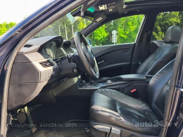 Zils BMW 5 Series 2005 Tartu, ar dzinēja tilpumu 3.00 L un nobraukumu 298 tūkst. km par 3500 €, foto 7 vietnē AUTOMOTO.COM.LV