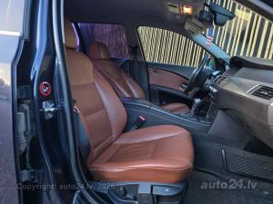 Zils BMW 5 Series 2006 Tartu, ar dzinēja tilpumu 3.00 L un nobraukumu 338 tūkst. km par 3700 €, foto 7 vietnē AUTOMOTO.COM.LV