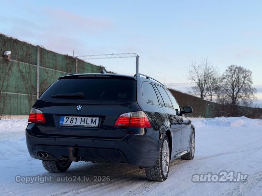 Zils BMW 5 Series 2007 Tallina, ar dzinēja tilpumu 3.00 L un nobraukumu 379 tūkst. km par 7500 €, foto 7 vietnē AUTOMOTO.COM.LV