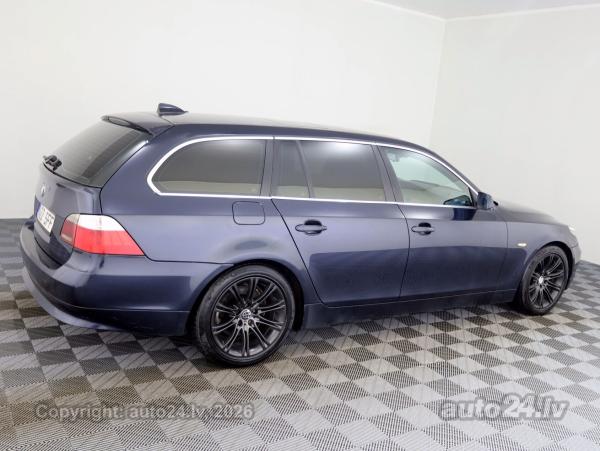 Zils BMW 5 Series 2007 Tallina, ar dzinēja tilpumu 2.50 L un nobraukumu 507 tūkst. km par 1599 €, foto 3 vietnē AUTOMOTO.COM.LV