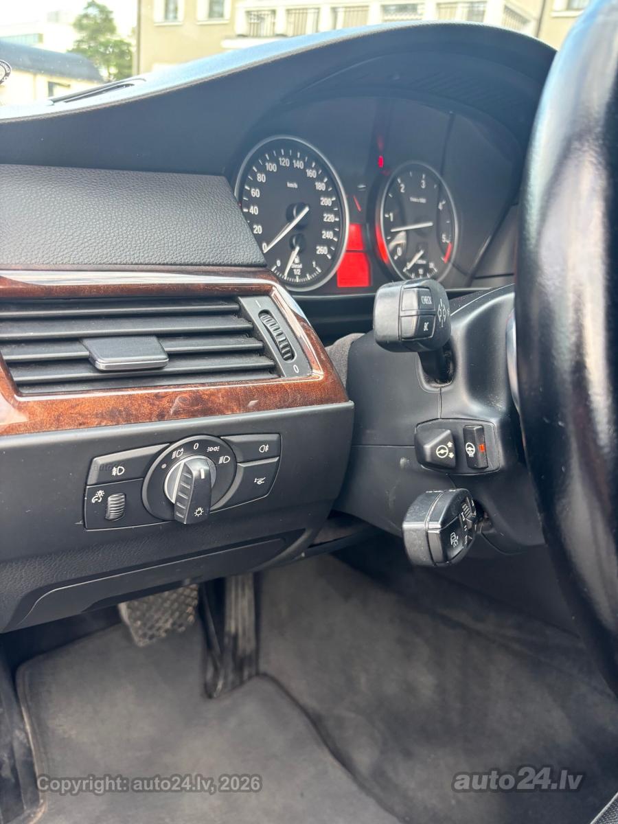 Blue BMW 5 Series 2007 in Rapla, with an engine capacity of 3.00 L and mileage of 387 thousand km for 6500 €, photo 19 on AUTOMOTO.COM.LV