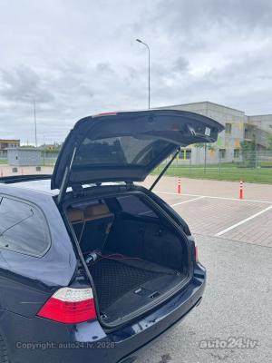 Zils BMW 5 Series 2008 Tartu, ar dzinēja tilpumu 3.00 L un nobraukumu 0 tūkst. km par 7300 €, foto 7 vietnē AUTOMOTO.COM.LV