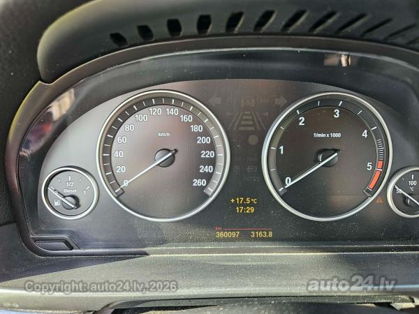 БМВ 5 Серия 2010 в Выру на AUTOMOTO.COM.LV Синий БМВ 5 Серия 2010 в Выру, объемом двигателя 2.00 л и пробегом 0 тыс. км за 10000 €, фото 5 на AUTOMOTO.COM.LV