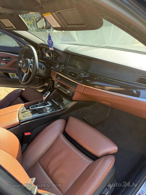 Blue BMW 5 Series 2011 in Tallinn, with an engine capacity of 3.00 L and mileage of 0 thousand km for 11490 €, photo 9 on AUTOMOTO.COM.LV