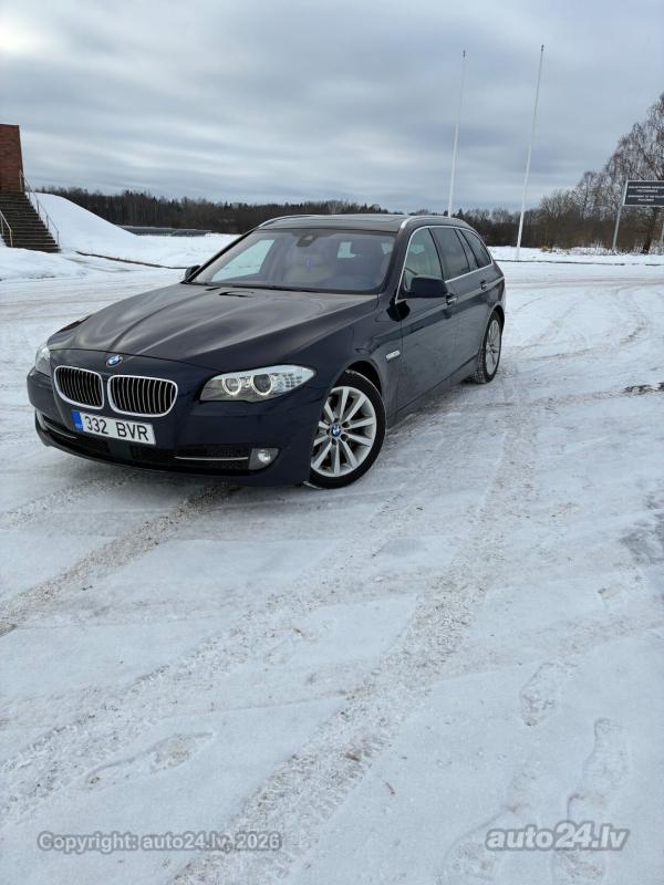 Zils BMW 5 Series 2012 Tallina, ar dzinēja tilpumu 2.00 L un nobraukumu 359 tūkst. km par 9500 €, foto 1 vietnē AUTOMOTO.COM.LV