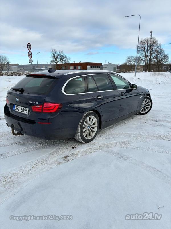 Zils BMW 5 Series 2012 Tallina, ar dzinēja tilpumu 2.00 L un nobraukumu 359 tūkst. km par 9500 €, foto 3 vietnē AUTOMOTO.COM.LV