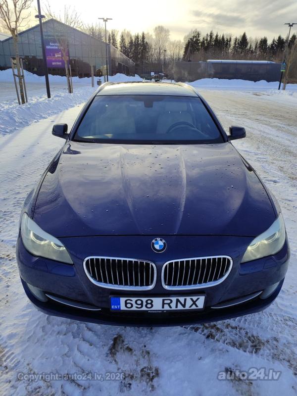 Blue BMW 5 Series 2012 in Tallinn, with an engine capacity of 2.00 L and mileage of 302 thousand km for 9900 €, photo 3 on AUTOMOTO.COM.LV