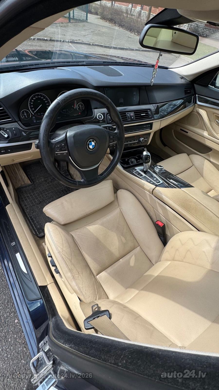 Zils BMW 5 Series 2012 Tallina, ar dzinēja tilpumu 2.00 L un nobraukumu 362 tūkst. km par 6999 €, foto 12 vietnē AUTOMOTO.COM.LV