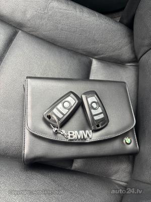 Zils BMW 5 Series 2012 Tallina, ar dzinēja tilpumu 2.00 L un nobraukumu 323 tūkst. km par 10000 €, foto 17 vietnē AUTOMOTO.COM.LV