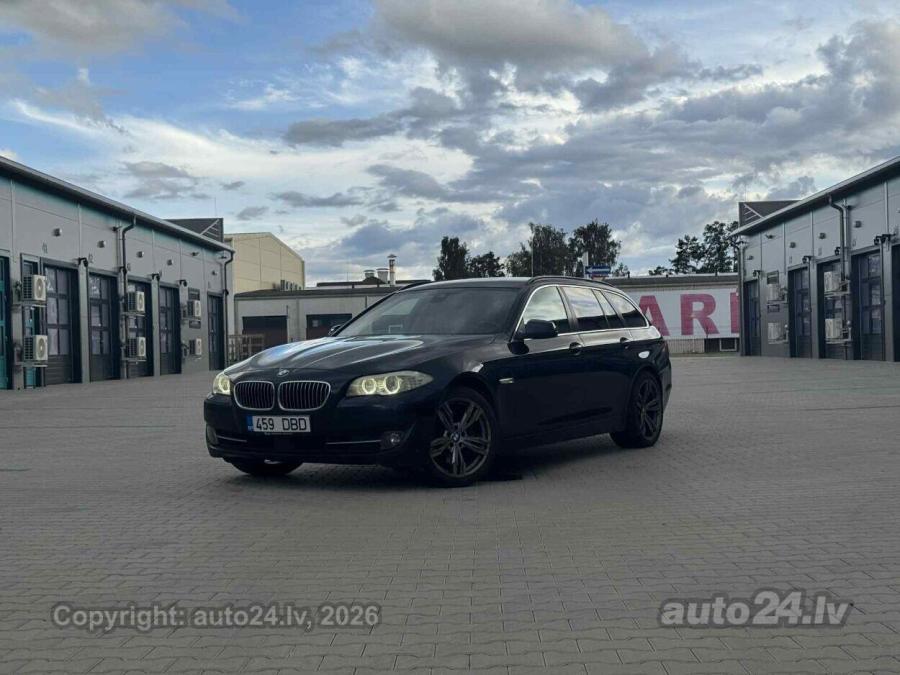 Blue BMW 5 Series 2013 in Tallinn, with an engine capacity of 3.00 L and mileage of 373 thousand km for 9000 €, photo 1 on AUTOMOTO.COM.LV