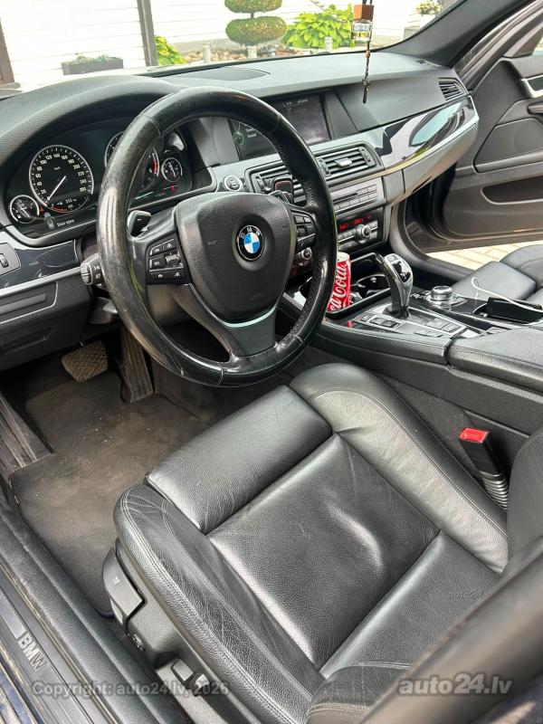 Zils BMW 5 Series 2013 Tallina, ar dzinēja tilpumu 2.00 L un nobraukumu 256 tūkst. km par 7000 €, foto 5 vietnē AUTOMOTO.COM.LV