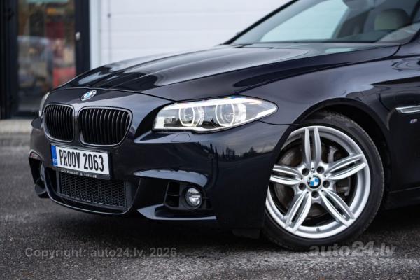 Blue BMW 5 Series 2014 in Tallinn, with an engine capacity of 3.00 L and mileage of 249 thousand km for 15900 €, photo 2 on AUTOMOTO.COM.LV