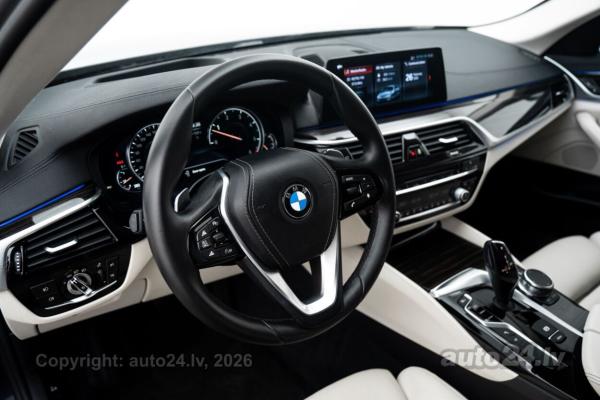 Blue BMW 5 Series 2017 in Tallinn, with an engine capacity of 3.00 L and mileage of 186 thousand km for 21999 €, photo 7 on AUTOMOTO.COM.LV