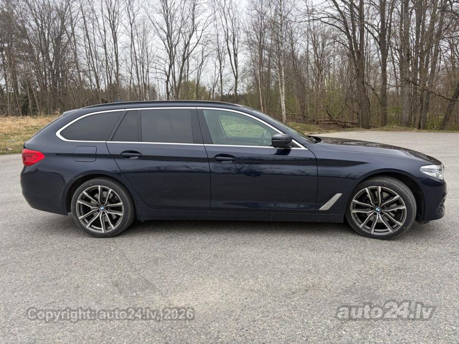 Zils BMW 5 Series 2017 Tartu, ar dzinēja tilpumu 3.00 L un nobraukumu 295 tūkst. km par 20000 €, foto 5 vietnē AUTOMOTO.COM.LV