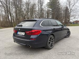 Zils BMW 5 Series 2017 Tartu, ar dzinēja tilpumu 3.00 L un nobraukumu 295 tūkst. km par 20000 €, foto 6 vietnē AUTOMOTO.COM.LV