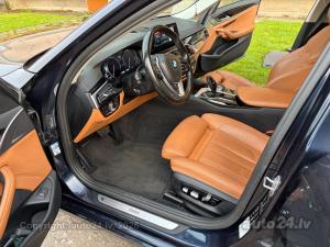 Zils BMW 5 Series 2017 Tartu, ar dzinēja tilpumu 3.00 L un nobraukumu 295 tūkst. km par 20000 €, foto 18 vietnē AUTOMOTO.COM.LV
