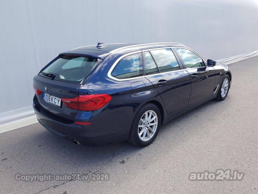 Zils BMW 5 Series 2017 Tallina, ar dzinēja tilpumu 3.00 L un nobraukumu 275 tūkst. km par 14999 €, foto 4 vietnē AUTOMOTO.COM.LV