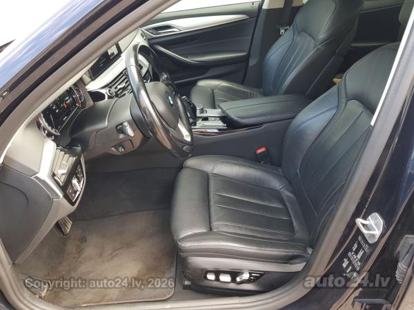 Zils BMW 5 Series 2017 Tallina, ar dzinēja tilpumu 3.00 L un nobraukumu 275 tūkst. km par 14999 €, foto 6 vietnē AUTOMOTO.COM.LV
