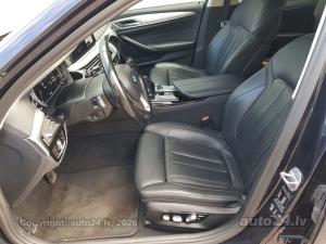 Zils BMW 5 Series 2017 Tallina, ar dzinēja tilpumu 3.00 L un nobraukumu 275 tūkst. km par 14999 €, foto 7 vietnē AUTOMOTO.COM.LV