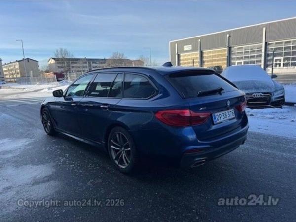 Zils BMW 5 Series 2018 Pērnava, ar dzinēja tilpumu 3.00 L un nobraukumu 317 tūkst. km par 17990 €, foto 2 vietnē AUTOMOTO.COM.LV