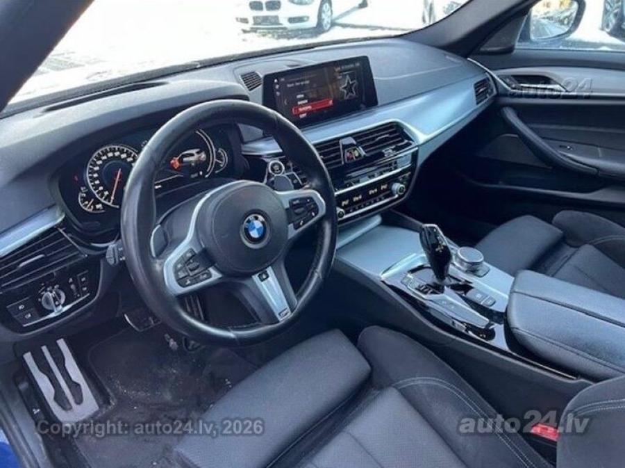 Blue BMW 5 Series 2018 in Parnu, with an engine capacity of 3.00 L and mileage of 317 thousand km for 17990 €, photo 5 on AUTOMOTO.COM.LV