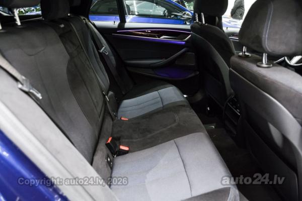 Blue BMW 5 Series 2018 in Tallinn, with an engine capacity of 2.00 L and mileage of 199 thousand km for 21900 €, photo 10 on AUTOMOTO.COM.LV