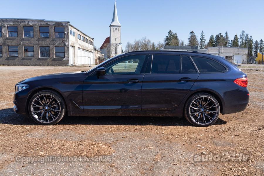 Blue BMW 5 Series 2018 in Tallinn, with an engine capacity of 2.00 L and mileage of 187 thousand km for 19000 €, photo 6 on AUTOMOTO.COM.LV