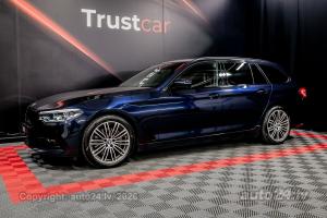 Blue BMW 5 Series 2018 in Parnu, with an engine capacity of 3.00 L and mileage of 181 thousand km for 24990 €, photo 4 on AUTOMOTO.COM.LV