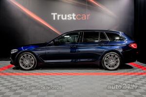 Blue BMW 5 Series 2018 in Parnu, with an engine capacity of 3.00 L and mileage of 181 thousand km for 24990 €, photo 5 on AUTOMOTO.COM.LV