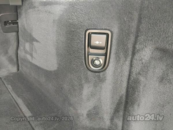 Zils BMW 5 Series 2018 Tallina, ar dzinēja tilpumu 2.00 L un nobraukumu 250 tūkst. km par 15500 €, foto 7 vietnē AUTOMOTO.COM.LV