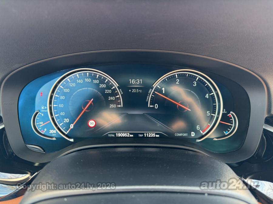 Синий БМВ 5 Серия 2018 в Таллин, объемом двигателя 3.00 л и пробегом 195 тыс. км за 18890 €, фото 15 на AUTOMOTO.COM.LV