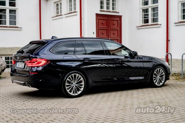 Zils BMW 5 Series 2019 Pērnava, ar dzinēja tilpumu 3.00 L un nobraukumu 165 tūkst. km par 28500 €, foto 5 vietnē AUTOMOTO.COM.LV