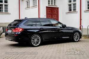 Blue BMW 5 Series 2019 in Parnu, with an engine capacity of 3.00 L and mileage of 165 thousand km for 28500 €, photo 6 on AUTOMOTO.COM.LV