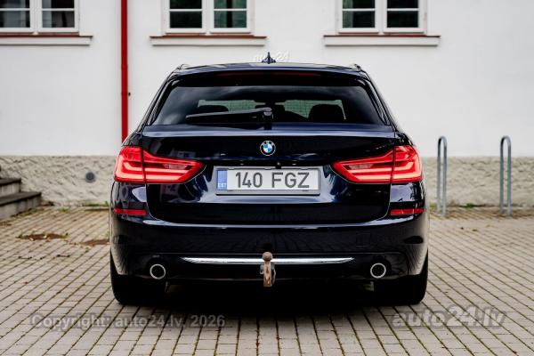Zils BMW 5 Series 2019 Pērnava, ar dzinēja tilpumu 3.00 L un nobraukumu 165 tūkst. km par 28500 €, foto 7 vietnē AUTOMOTO.COM.LV