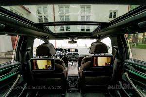 Blue BMW 5 Series 2019 in Parnu, with an engine capacity of 3.00 L and mileage of 165 thousand km for 28500 €, photo 11 on AUTOMOTO.COM.LV