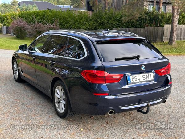 Zils BMW 5 Series 2019 Tallina, ar dzinēja tilpumu 2.00 L un nobraukumu 157 tūkst. km par 19500 €, foto 7 vietnē AUTOMOTO.COM.LV