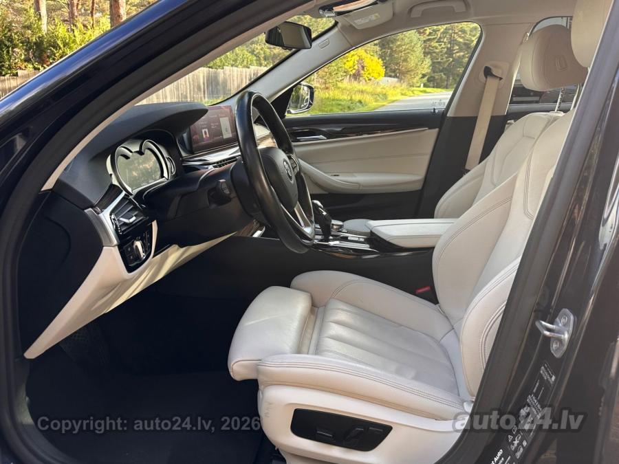 Zils BMW 5 Series 2019 Tallina, ar dzinēja tilpumu 2.00 L un nobraukumu 157 tūkst. km par 19500 €, foto 13 vietnē AUTOMOTO.COM.LV