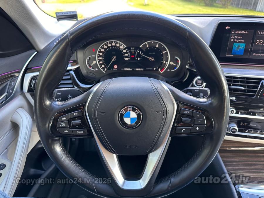 Zils BMW 5 Series 2019 Tallina, ar dzinēja tilpumu 2.00 L un nobraukumu 157 tūkst. km par 19500 €, foto 21 vietnē AUTOMOTO.COM.LV